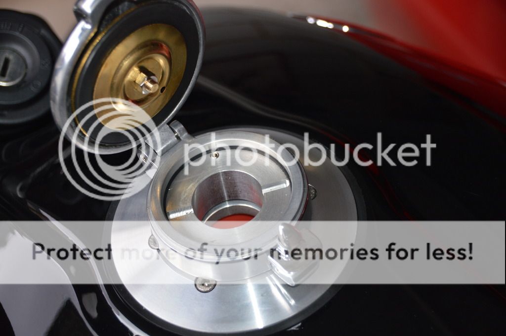 Classicbikes Raisch Monza fuel cap purchase | BMW NineT Forum